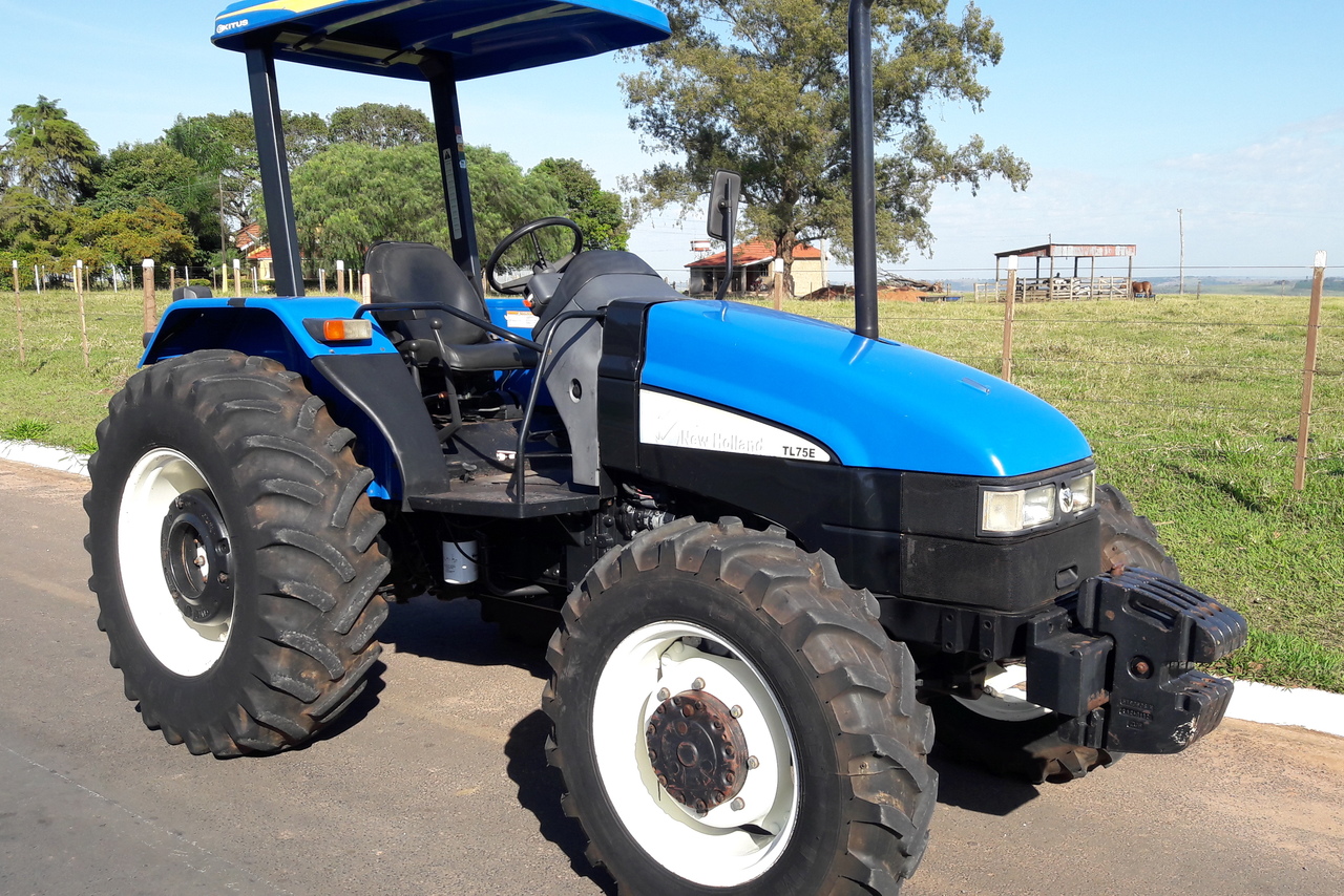 Trator New Holland TL75 12/12 - DT Tratores | Trucadao.com.br