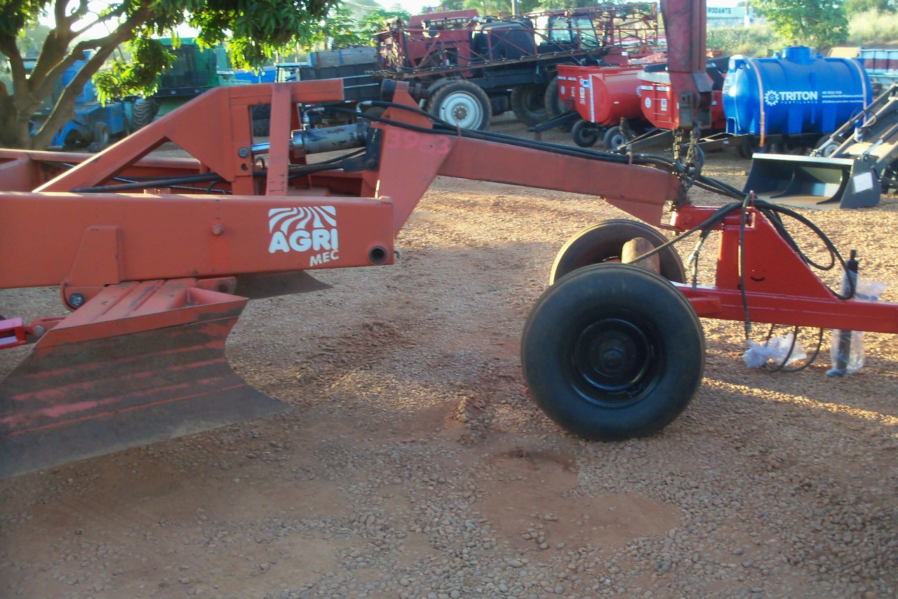 Plaina Niveladora Agrimec Multilâminas Robust 480 20/11 - Moi Maquinas ...