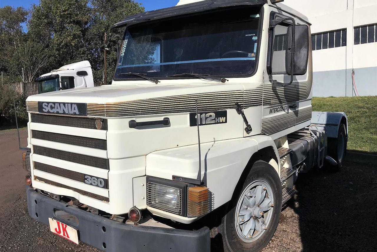Cavalo Mecânico Scania 112HW 90/90 - JK Caminhões | Trucadao.com.br