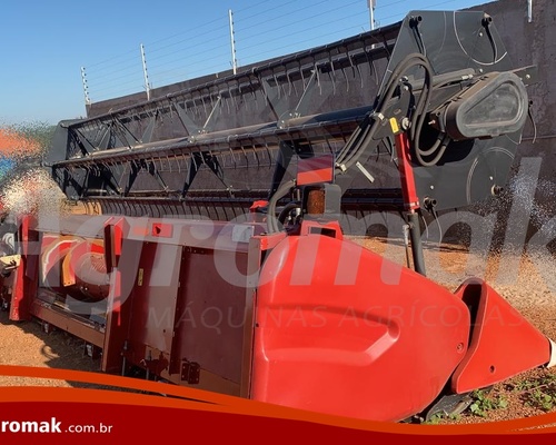 Colheitadeira Case 4130 16/16 - Agromak Máquinas Agrícolas | Trucadao ...