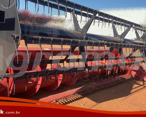 Colheitadeira Case 4130 16/16 - Agromak Máquinas Agrícolas | Trucadao ...