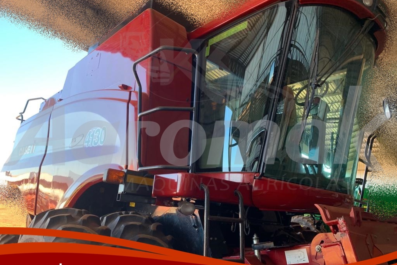 Colheitadeira Case 4130 17/17 - Agromak Máquinas Agrícolas | Trucadao ...