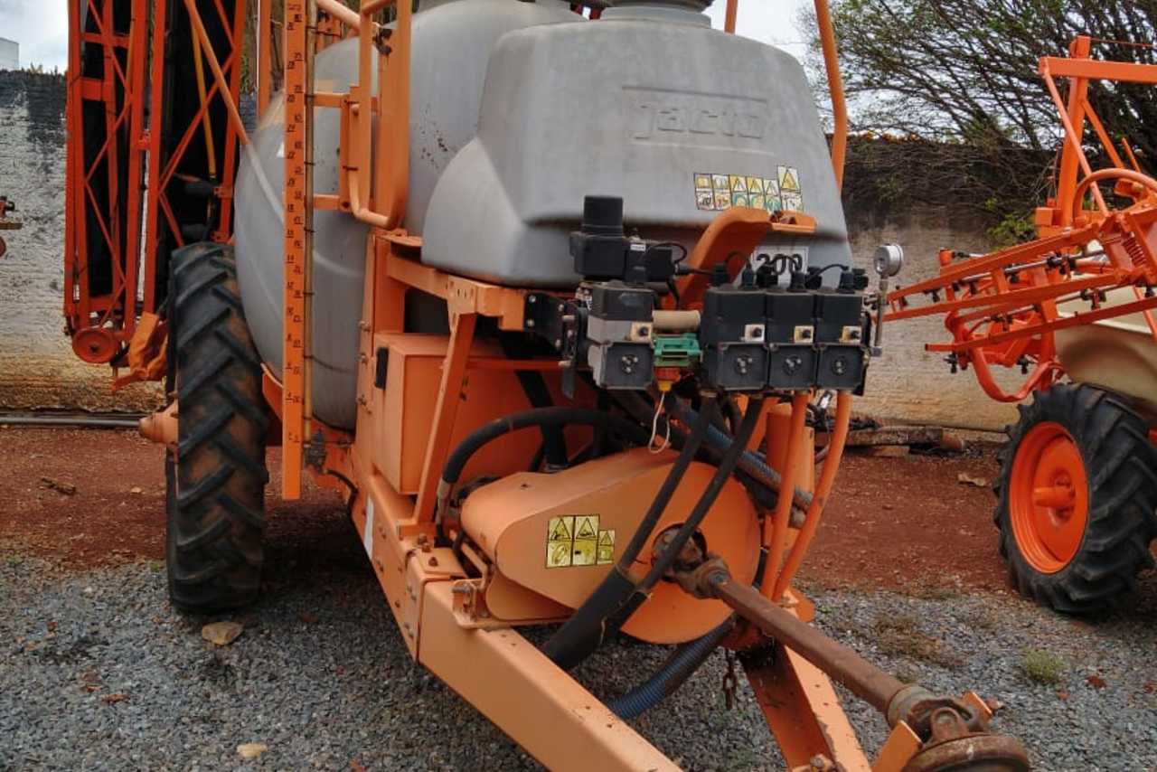 Pulverizador Jacto Advance 3000 Vortex 20/10 - Ditrasa Usados ...