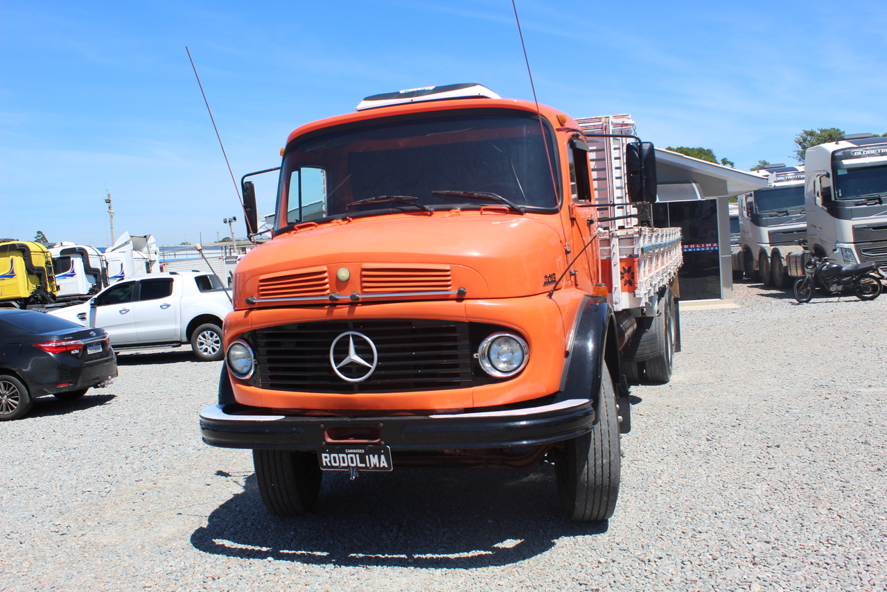 Caminhão Mercedes Benz MB2013 81/81 - Rodolima - Caminhões | Trucadao ...