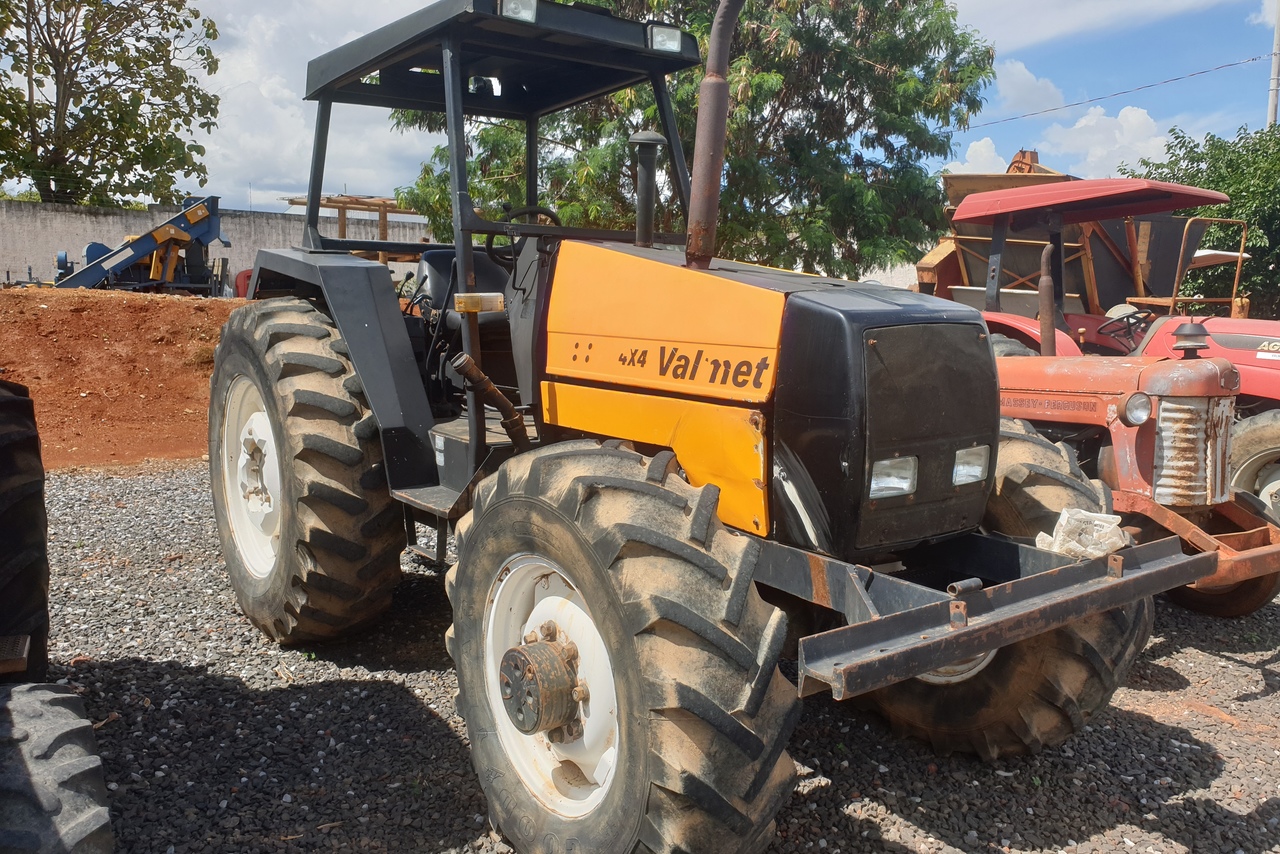 Trator Valmet 885 - Olimaquinas LS Tractor | Trucadao.com.br