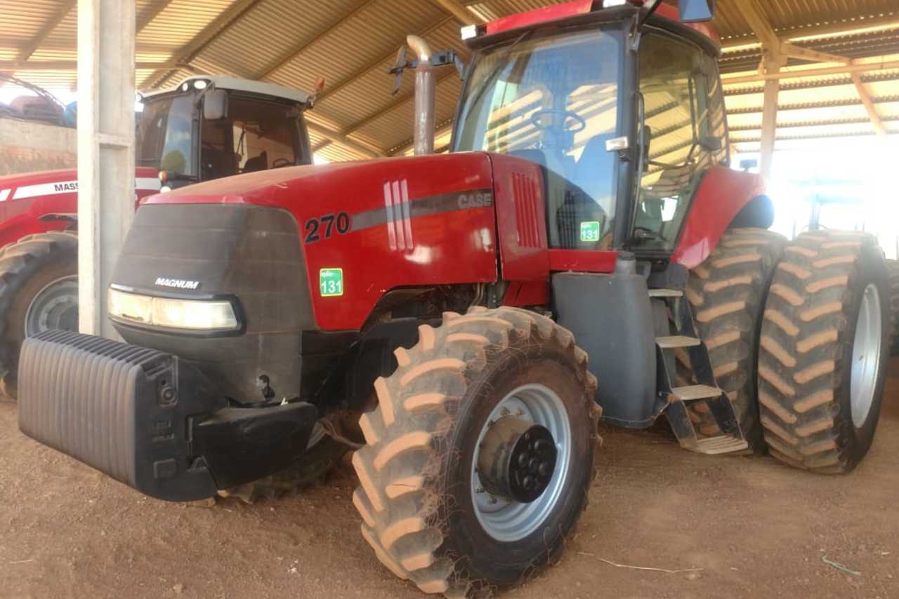 Trator Case Magnum 270 01/01 - JCBi Máquinas e Implementos Agrícolas ...