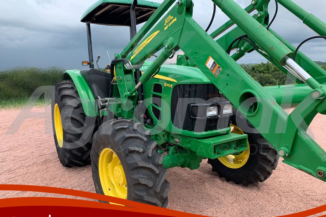 Trator John Deere 6110E - Agromak Máquinas Agrícolas | Trucadao.com.br