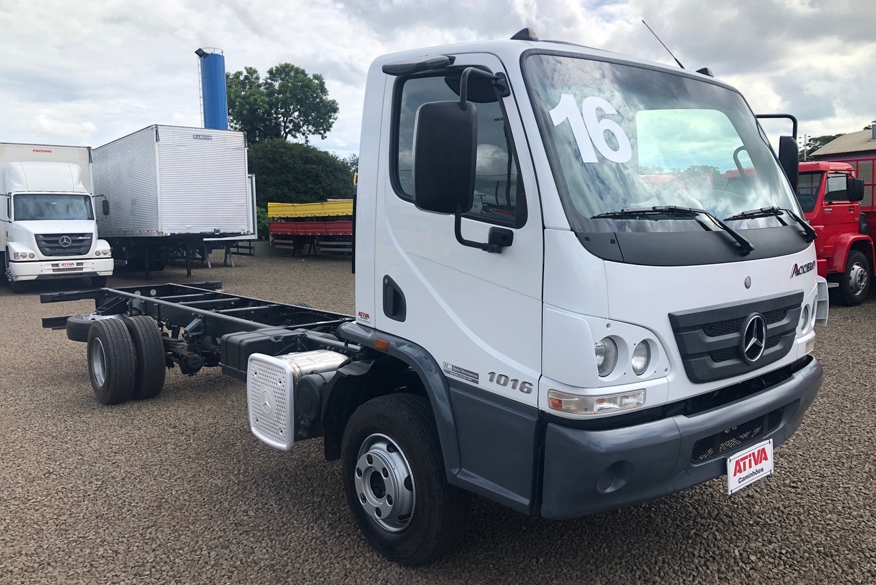 Caminhão Mercedes Benz ACCELO MB1016 15/16 - Ativa Caminhões | Trucadao ...