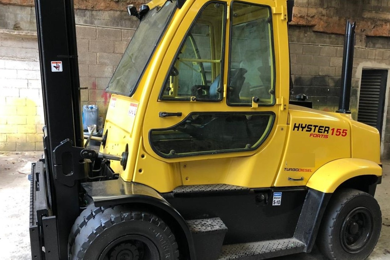 Empilhadeira Hyster H-155FT 12/12 - BHLOC | Trucadao.com.br