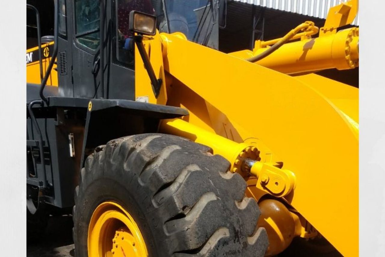 Pá carregadeira Sem 659C 11 - Bruto Equipamentos | Trucadao.com.br