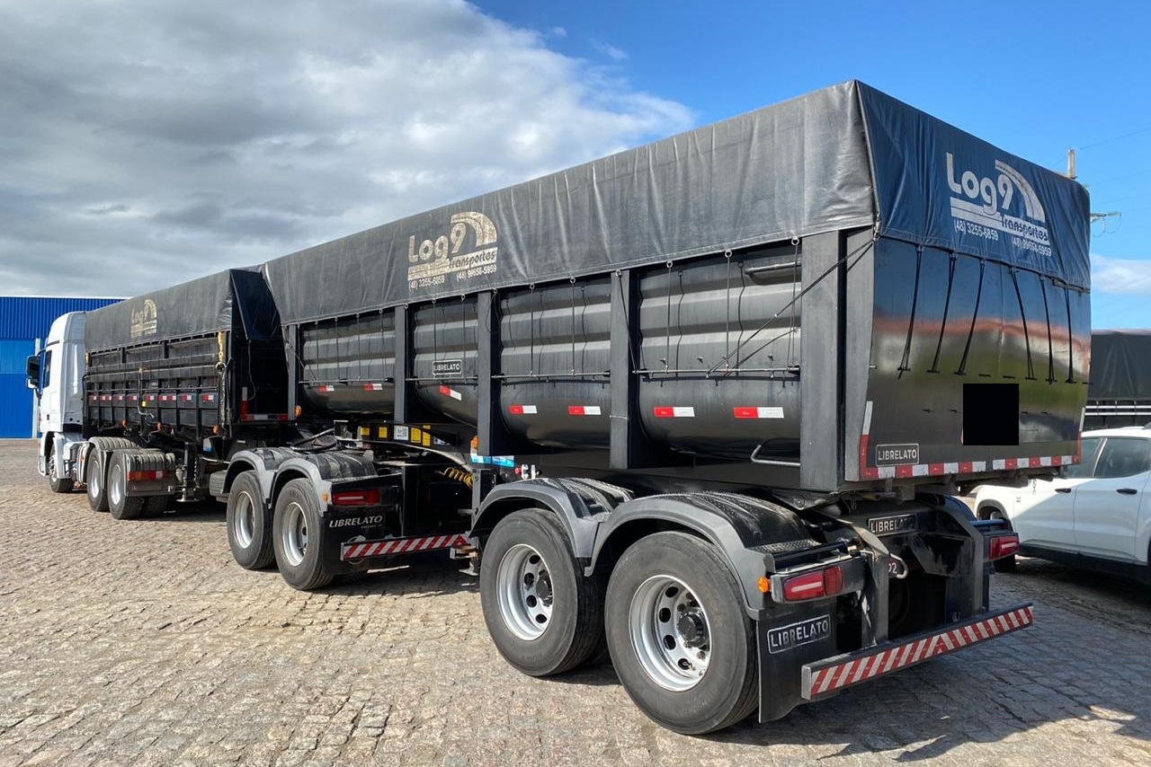Bitrem Librelato Caçamba 19/19 - Silvio Caminhões | Trucadao.com.br