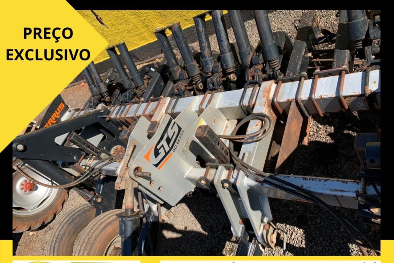Subsolador GTS Descompactador Terrus 15/15 - JCBi Máquinas e ...