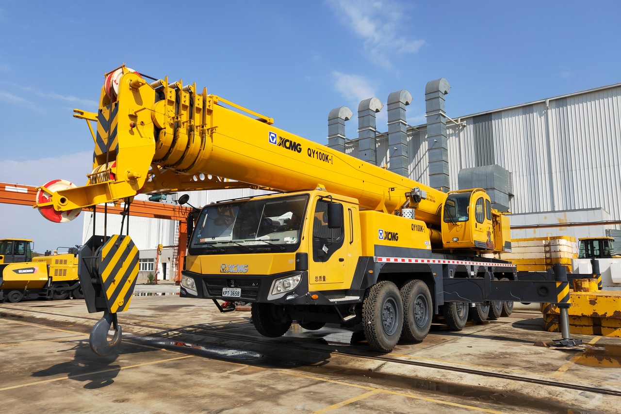 Guindaste XCMG QY100K- I 100 Toneladas 13/13 - XCMG Brasil Indústria ...