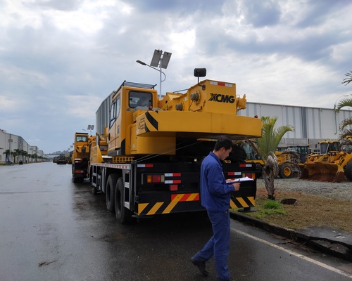 Guindaste XCMG BR300 20/20 - XCMG Brasil Indústria Ltda. | Trucadao.com.br