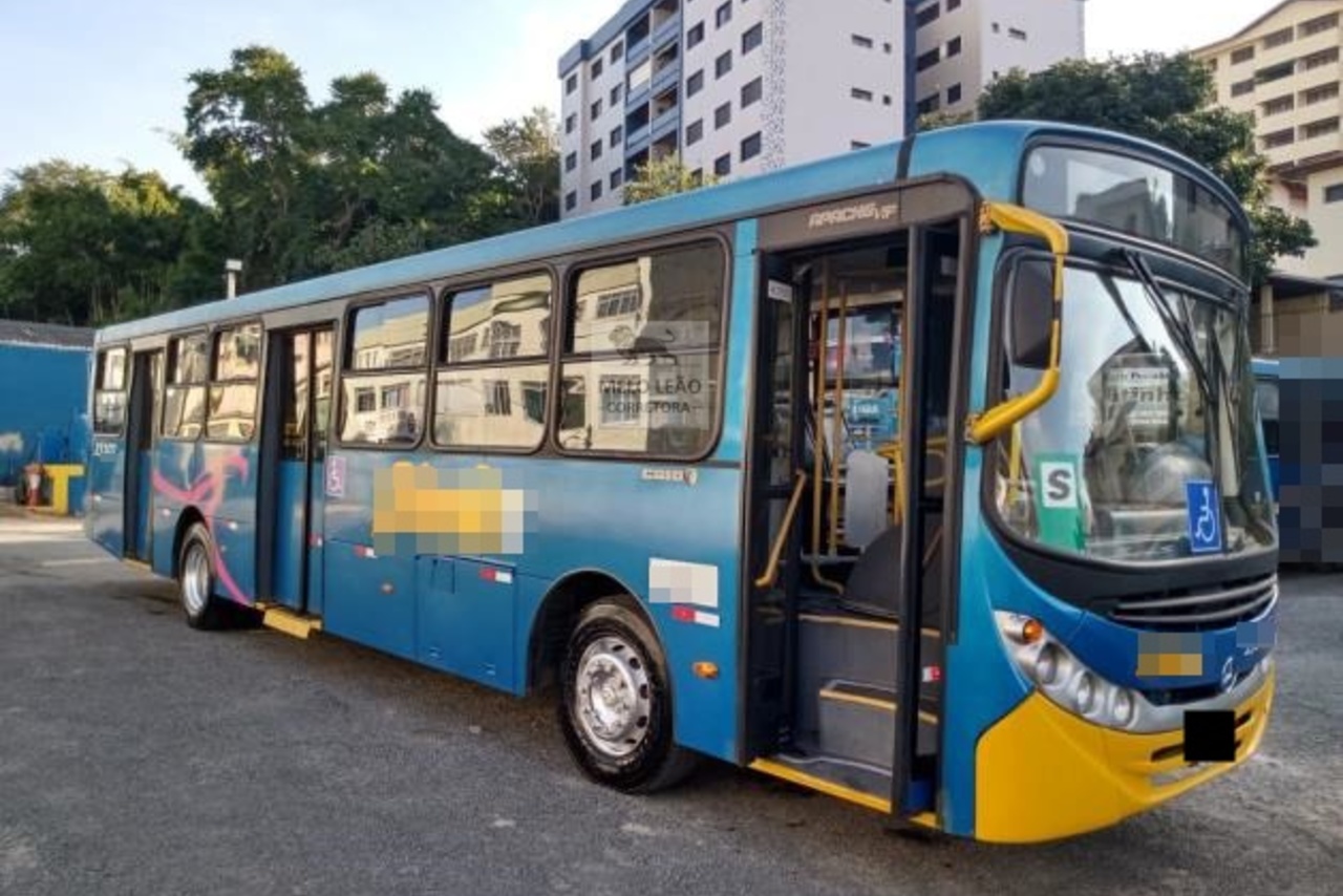 Ônibus Mercedes Benz Urbano 13/13 - Melo Leão Veículos Comerciais ltda ...