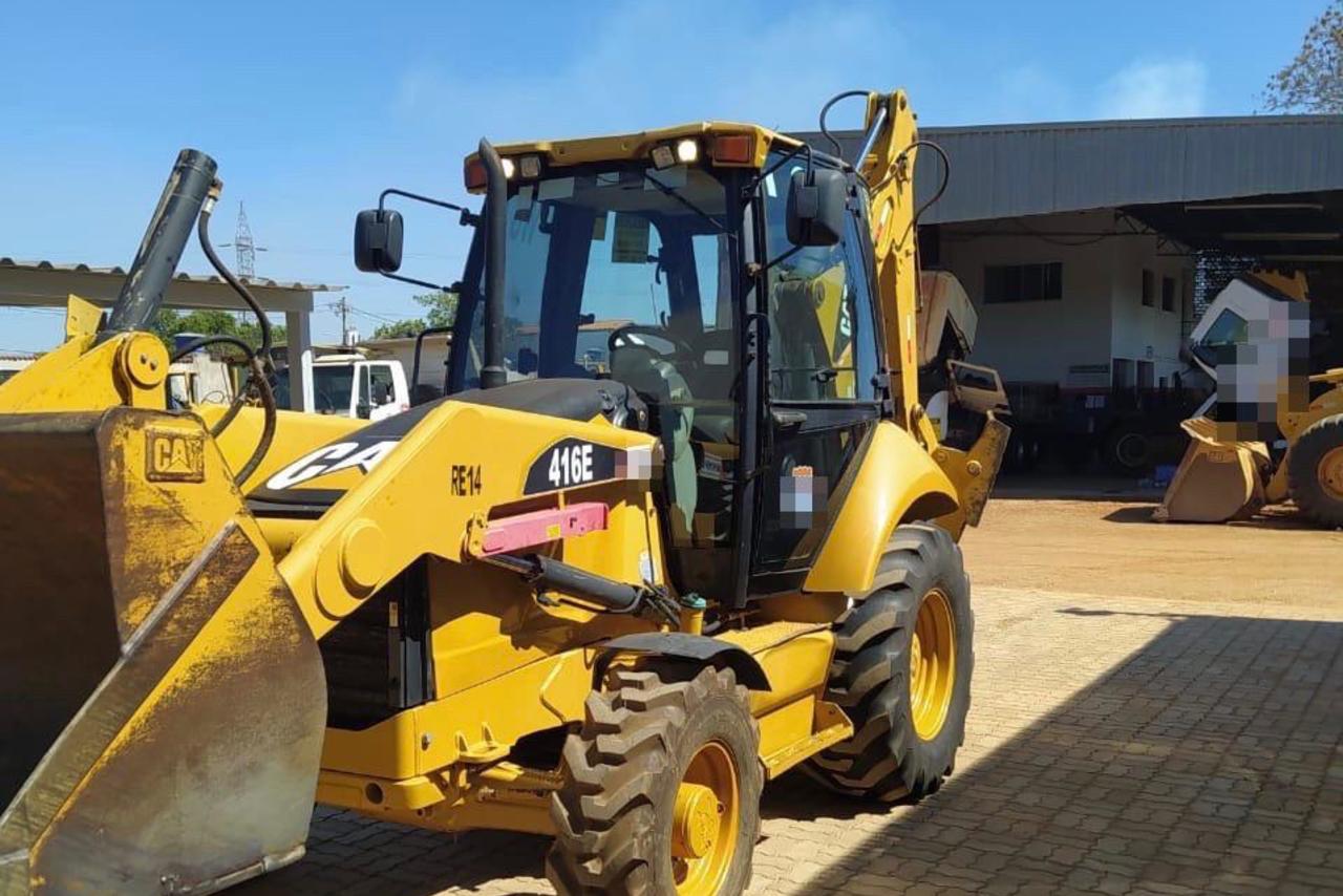 Retroescavadeira Caterpillar 416E 11/11 - Ldl - Gestao de Negocios e Consultoria LTDA ...