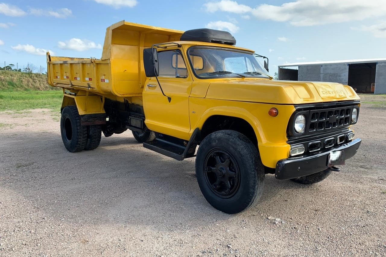Caminhão Chevrolet D60 76/76 - Edmaq Comércio de Máquinas e Caminhões | Trucadao.com.br