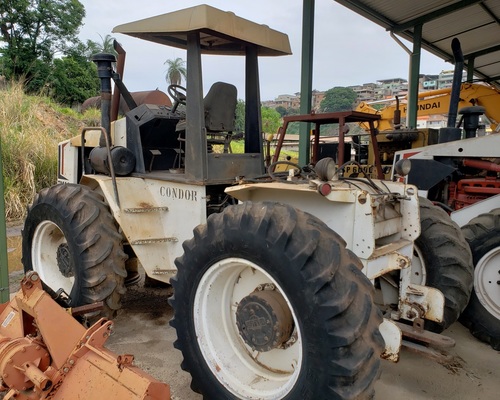 Trator Muller TM14 93/93 - BHLOC | Trucadao.com.br