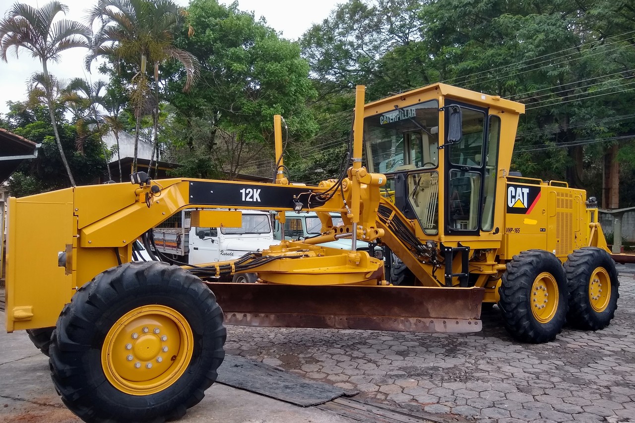Motoniveladora Caterpillar 12K 11/11 - Tarso Pereira | Trucadao.com.br