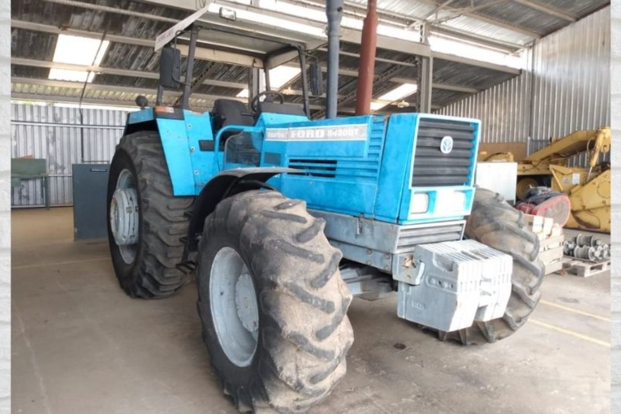 Trator Ford 8430 96 - Bruto Equipamentos | Trucadao.com.br