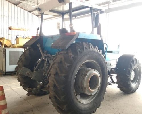 Trator Ford 8430 96 - Bruto Equipamentos | Trucadao.com.br