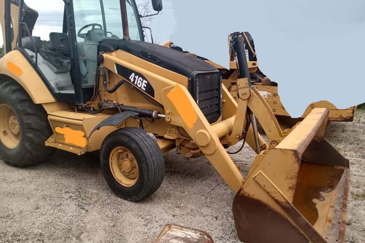 Retroescavadeira Caterpillar 416E 10/10 - Alípio Máquinas | Trucadao.com.br