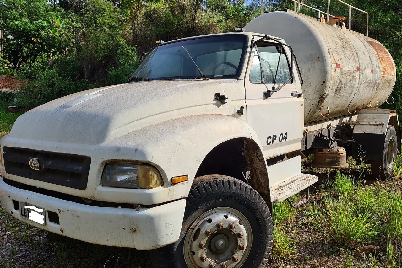 Caminhão Ford F14000 97/97 - BHLOC | Trucadao.com.br