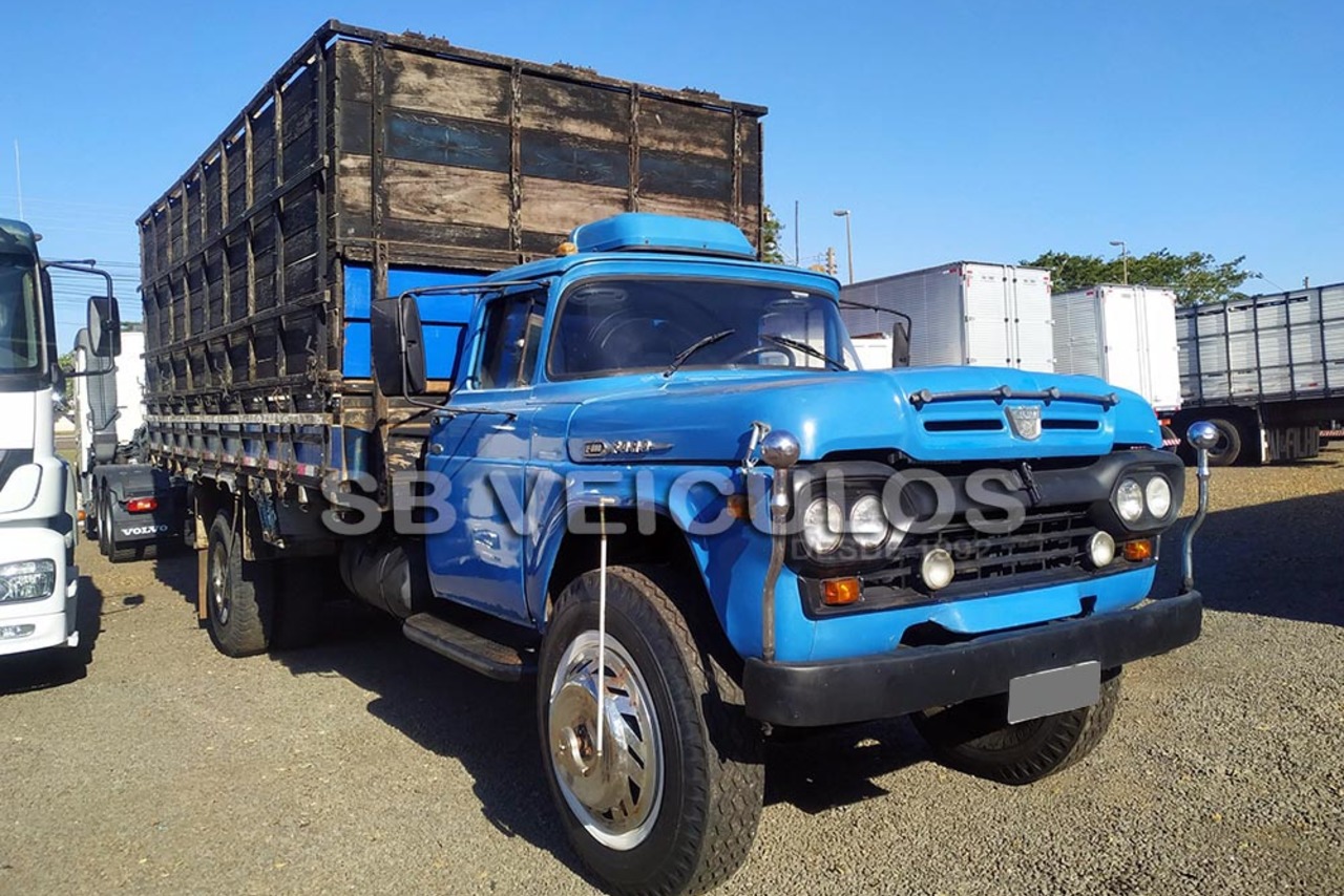 Caminhão Ford F600 62/62 - SB Veículos | Trucadao.com.br