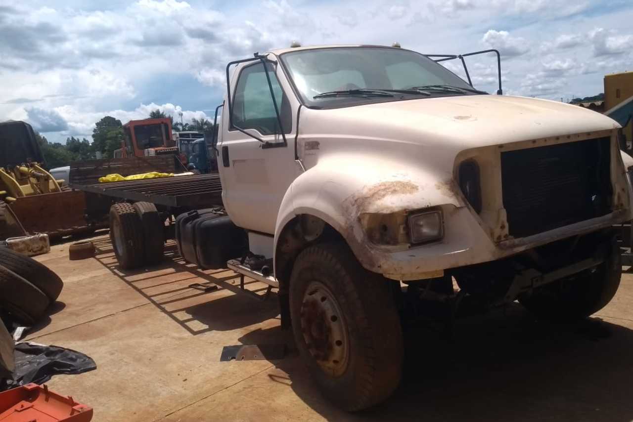Caminhão Ford F14000 - AB Máquinas e Tratores | Trucadao.com.br