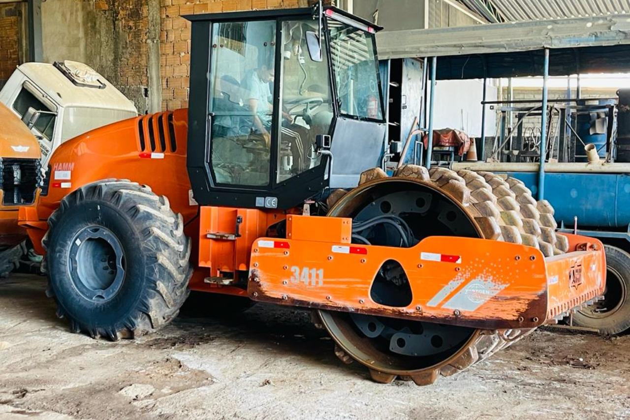 Rolo compactador Hamm 3411 08/08 - Premium Tratores | Trucadao.com.br