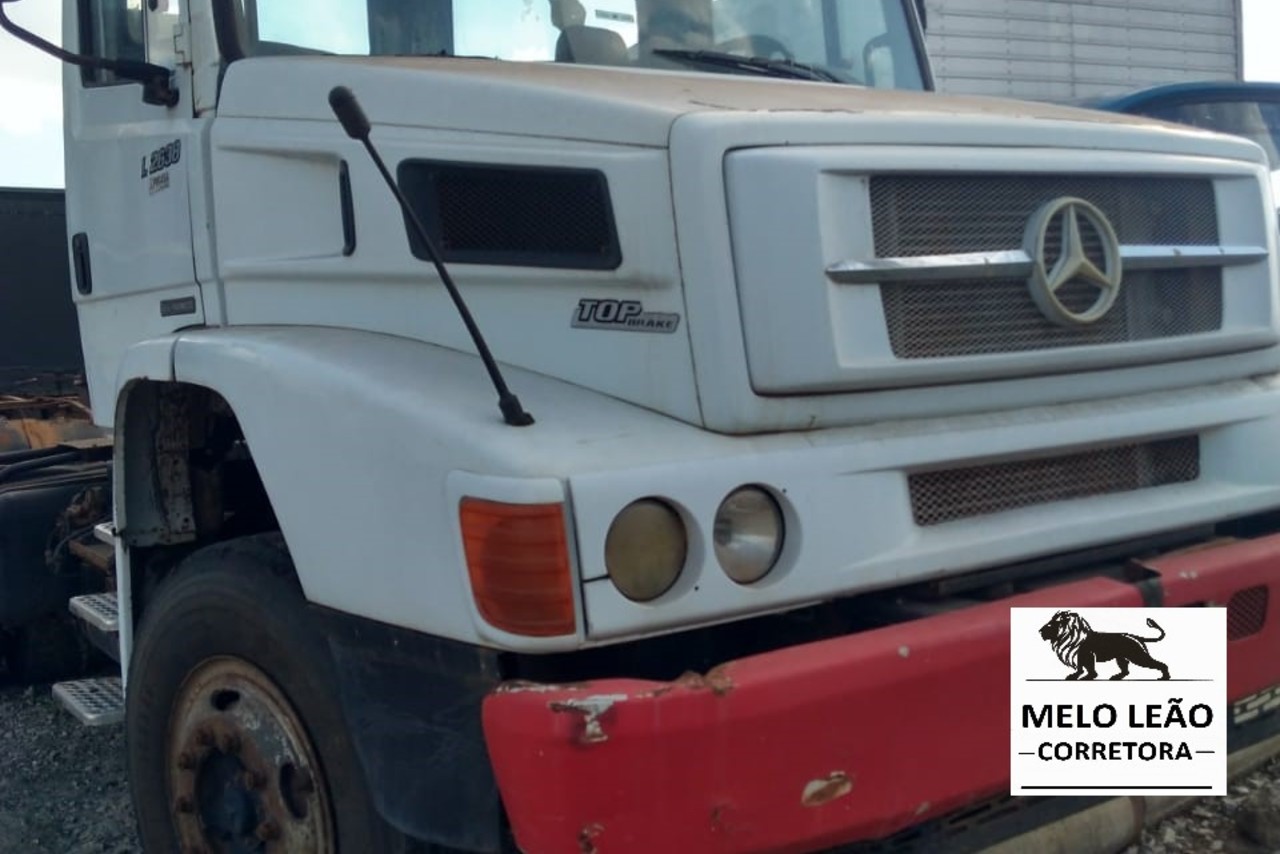 Caminhão Mercedes Benz MB2638 02/02 - Melo Leão Veículos Comerciais ...