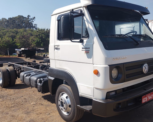 Volkswagen 10-160 E Delivery 17/17 No Chassi - Caminhão à venda - Trucadão