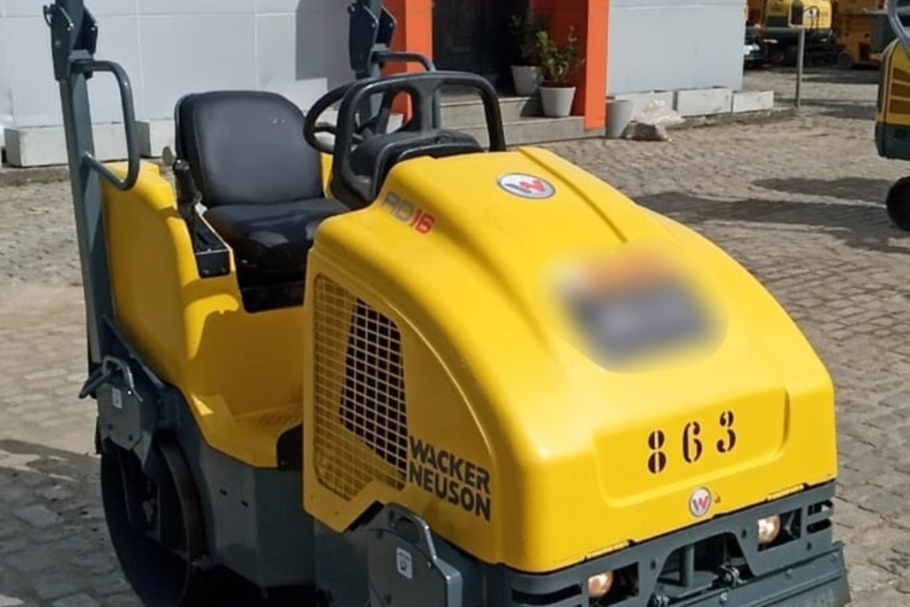 Rolo compactador Wacker Neuson RD16 11/11 - Forcemak Equipamentos ...