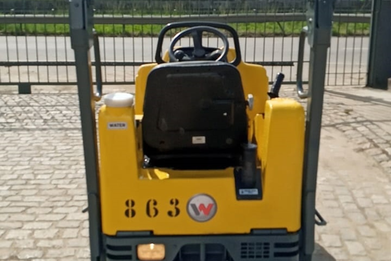 Rolo compactador Wacker Neuson RD16 11/11 - Forcemak Equipamentos ...
