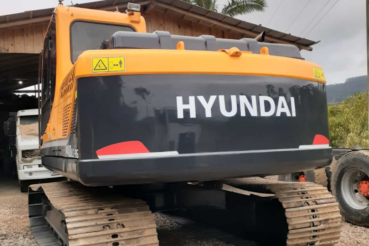 Escavadeira Hyundai R140 14/14 - Fabiano - Vendas de Máquinas Pesadas ...