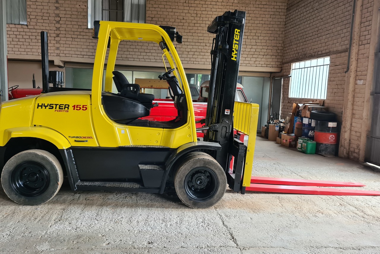 Empilhadeira Hyster H-155FT 14/14 - BR Tratores | Trucadao.com.br