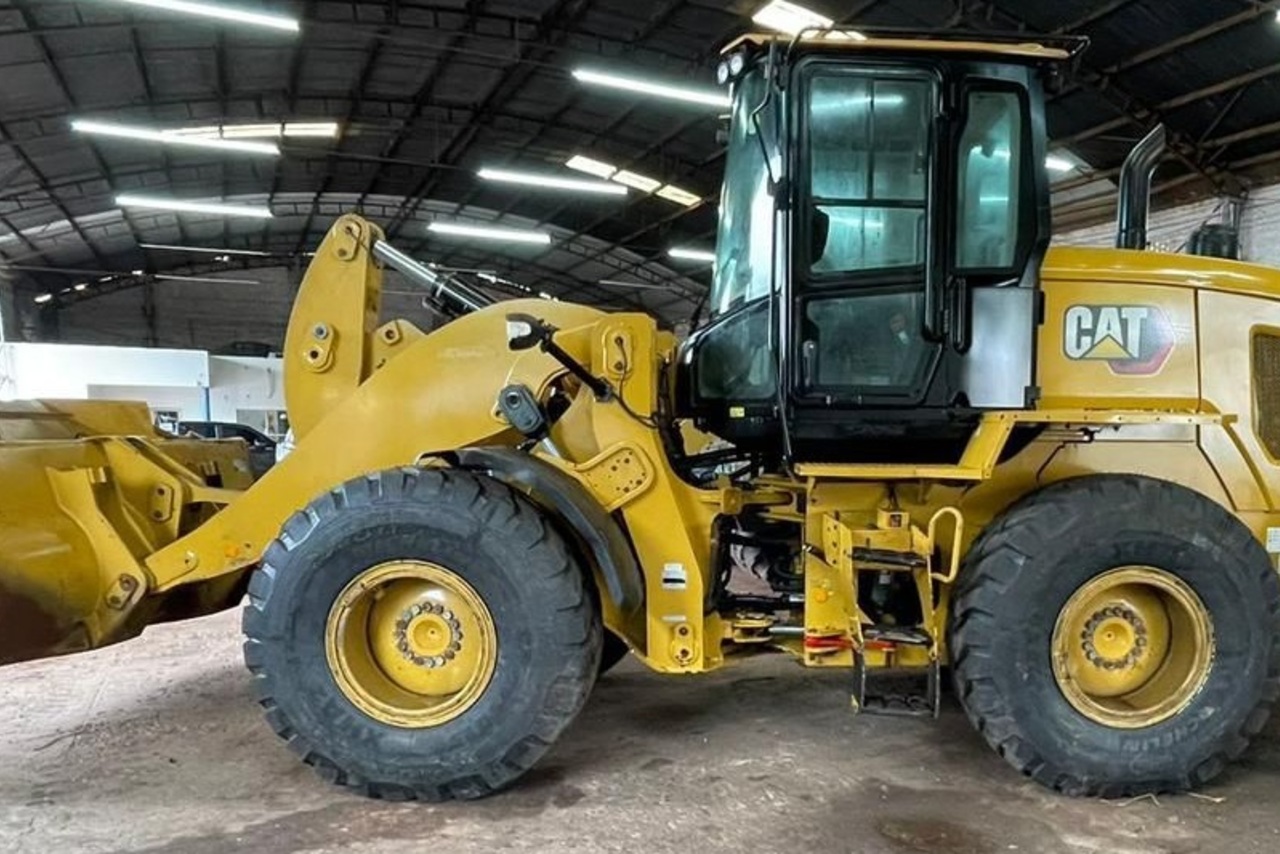 Pá carregadeira Caterpillar 930K 21/21 - Alípio Máquinas | Trucadao.com.br