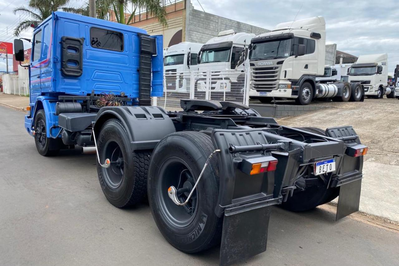 Cavalo Mecânico Scania 112 360 88/88 - Beto Caminhões | Trucadao.com.br