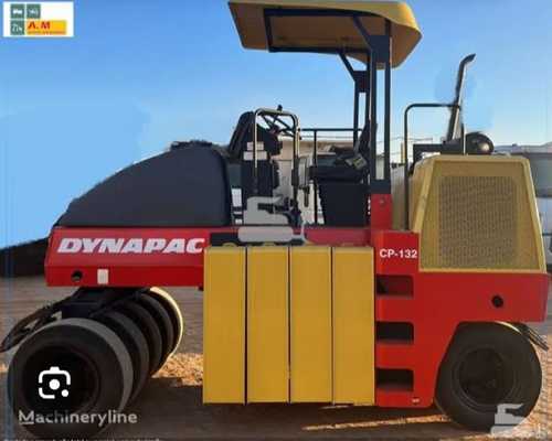 Rolo compactador Dynapac CP 132 04/04
