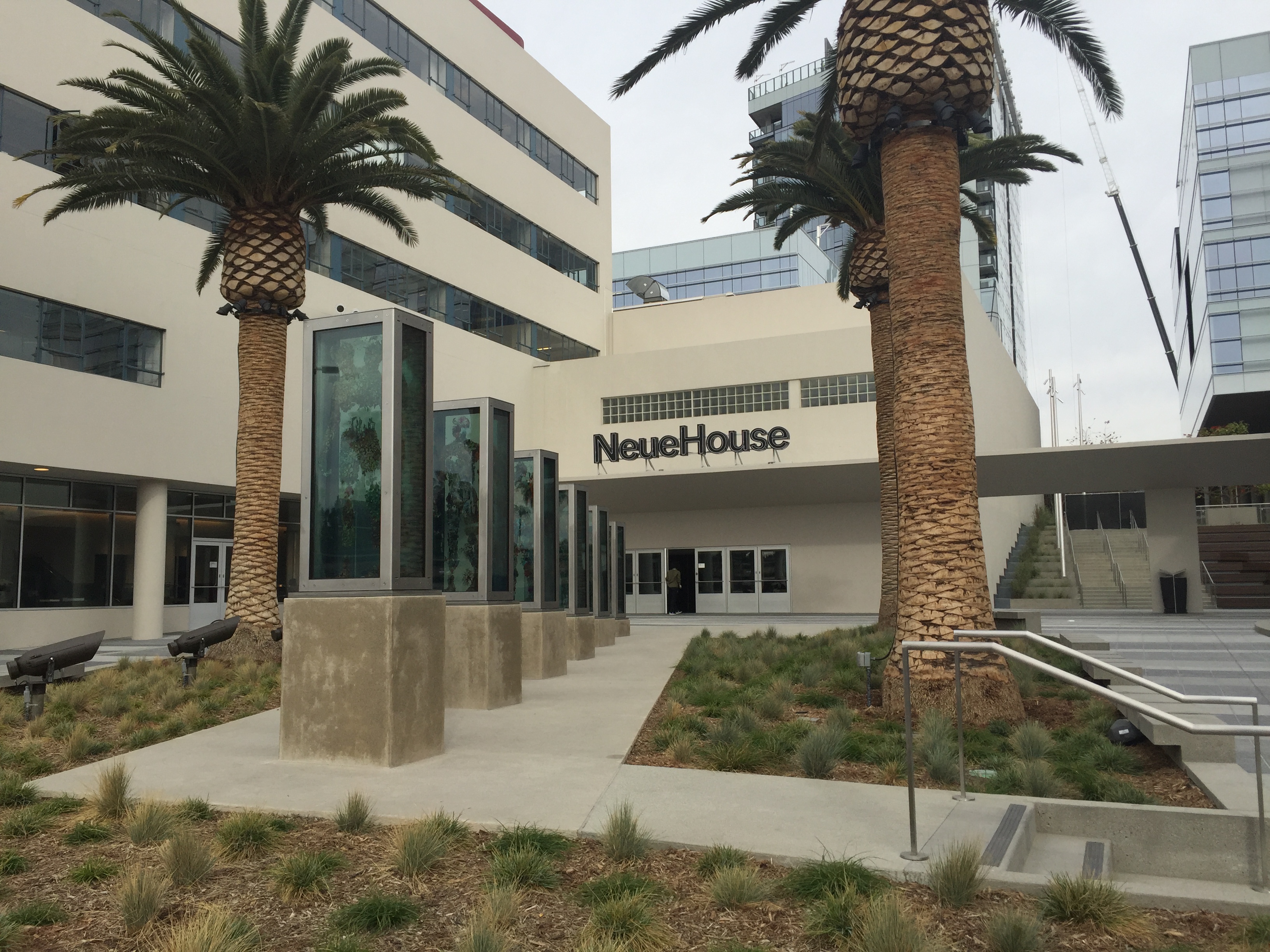 NeueHouse Hollywood - Los Angeles private dining, rehearsal dinners ...
