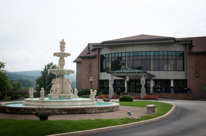 Chestnut Ridge Resort - Blairsville private dining, rehearsal dinners ...