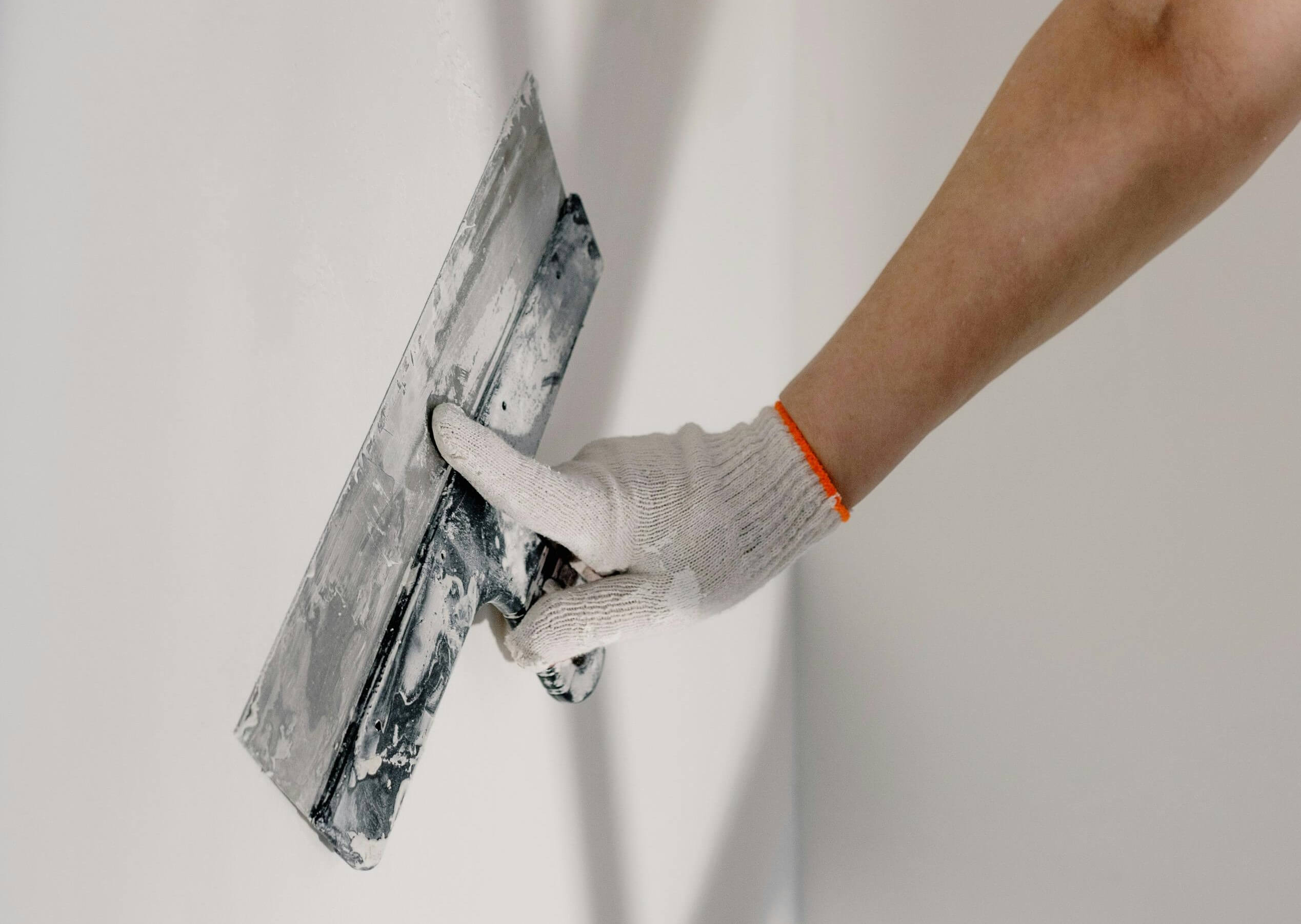 How To Plaster A Wall | Toolstation