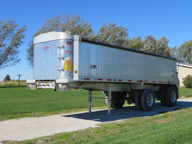 Used Travis Dump trailers for sale - TrailersMarket.com
