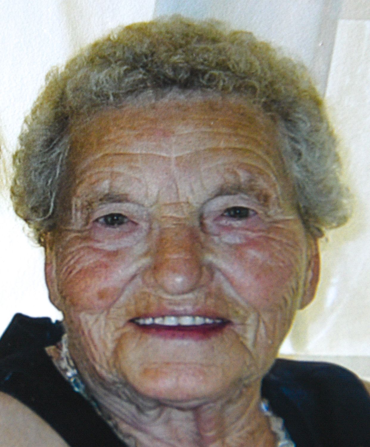 Lilly Kozak Obituary 2023 - DJ Robb