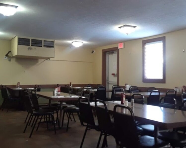 White House Chicken, Barberton, OH, Seen On Food Feuds