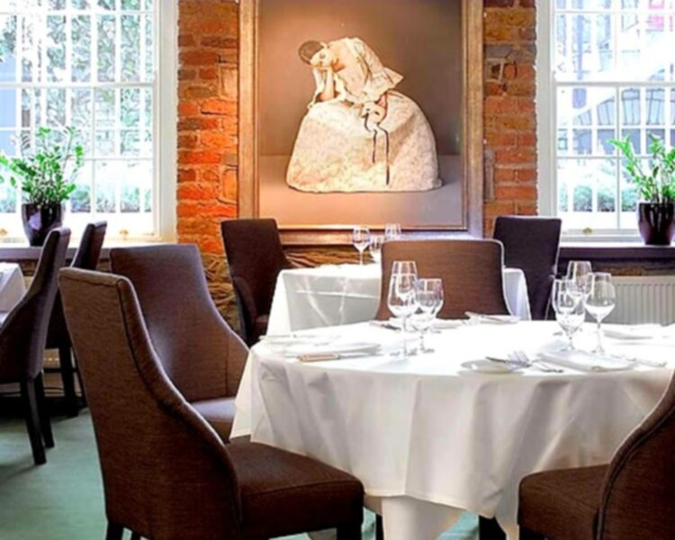 Chapter One Restaurant, Dublin, undefined, Seen On The Layover