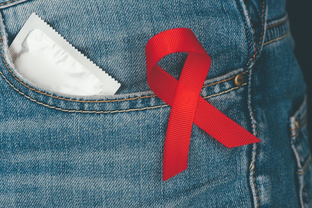 5 formas de prevenir o contágio com o HIV