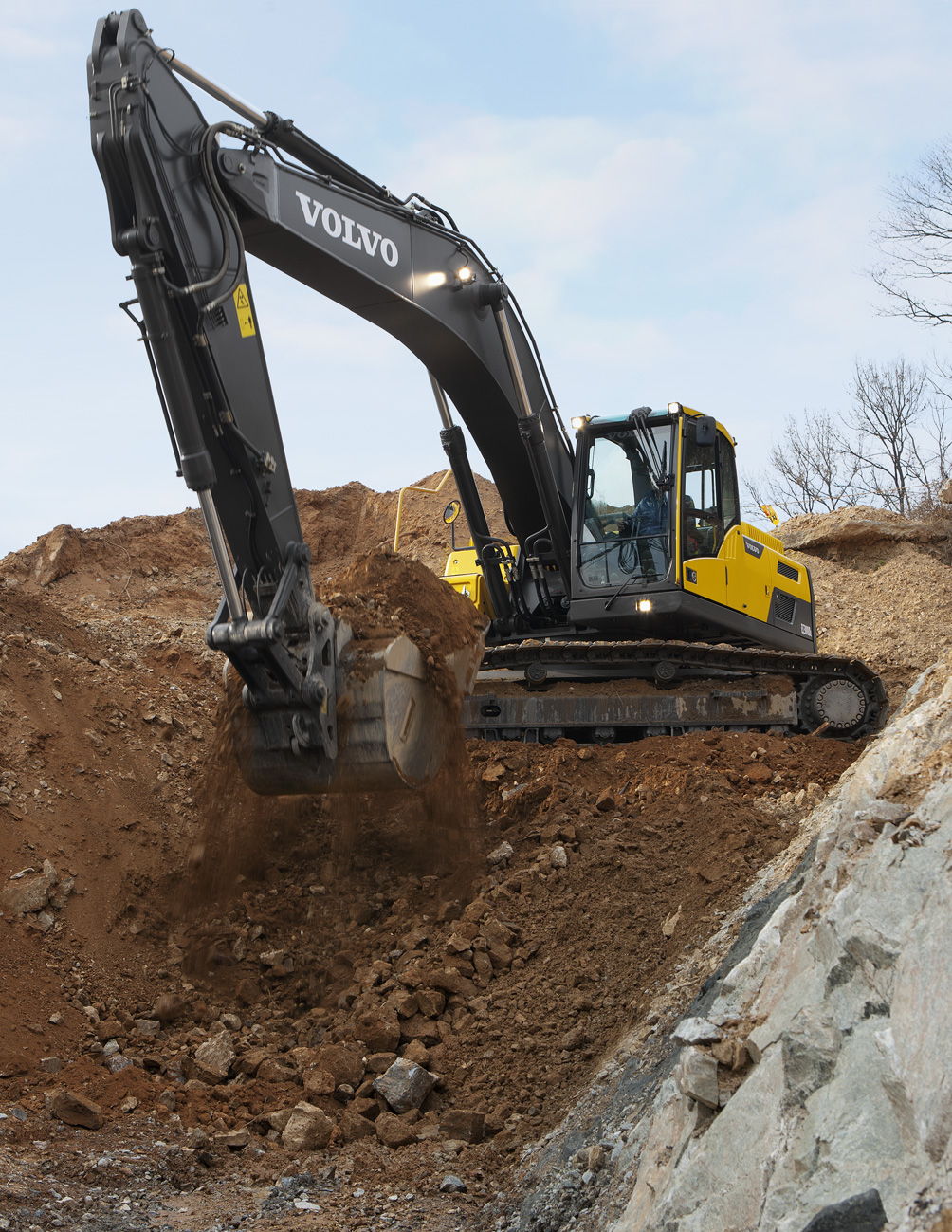 Medium & Large Excavators: Equipment Spotlight | Underground Construction