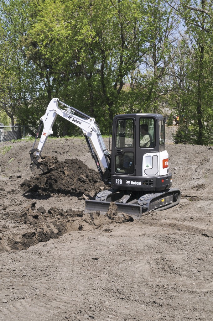 Reduced/Zero Tail Swing Excavators: Equipment Spotlight | Underground ...