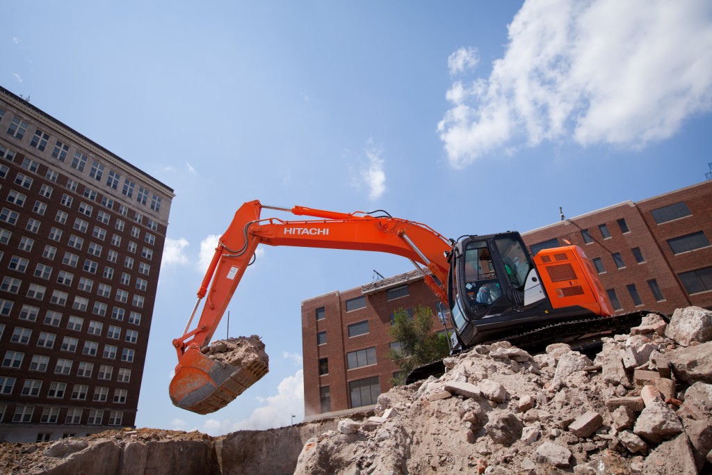 Medium & Large Excavators: Equipment Spotlight | Underground Construction
